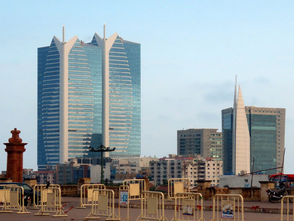 Top 5 Commercial Projects to Invest in Karachi - buildings